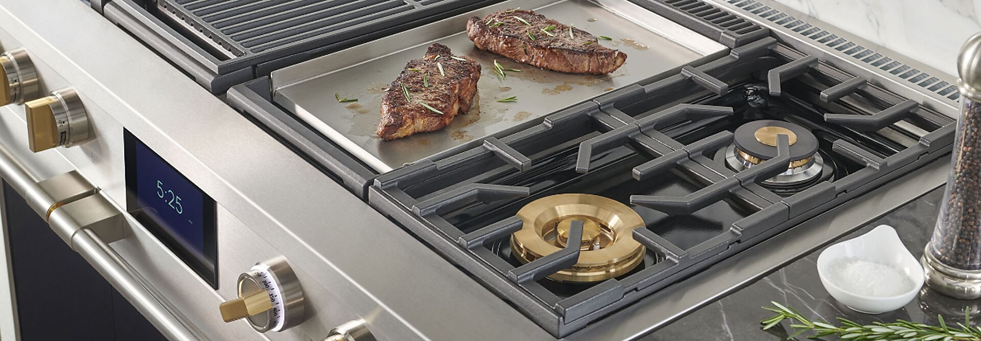 High End Kitchen Ranges | Monogram Appliances